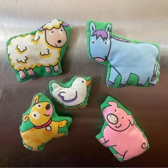 Vintage | Toys | Vintage Magnet Set 5 Farm Barn Animals Handmade ...